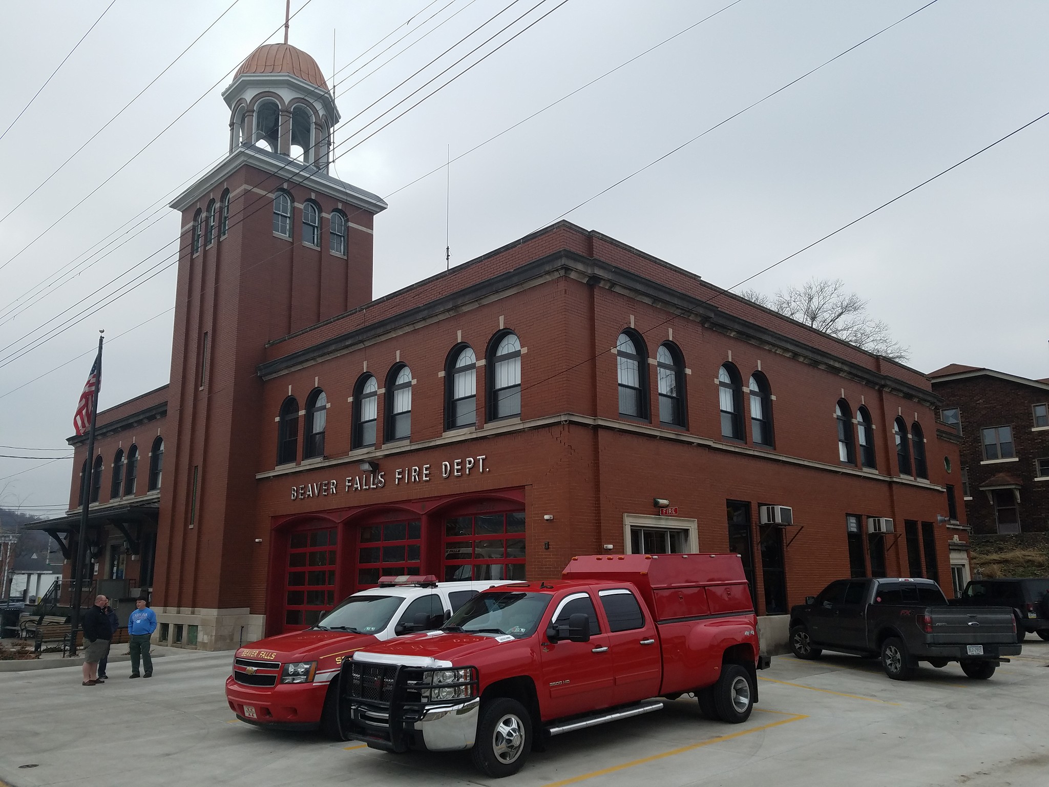 Firefighters Battling Structure Fire In Beaver Falls - Beaver County Radio