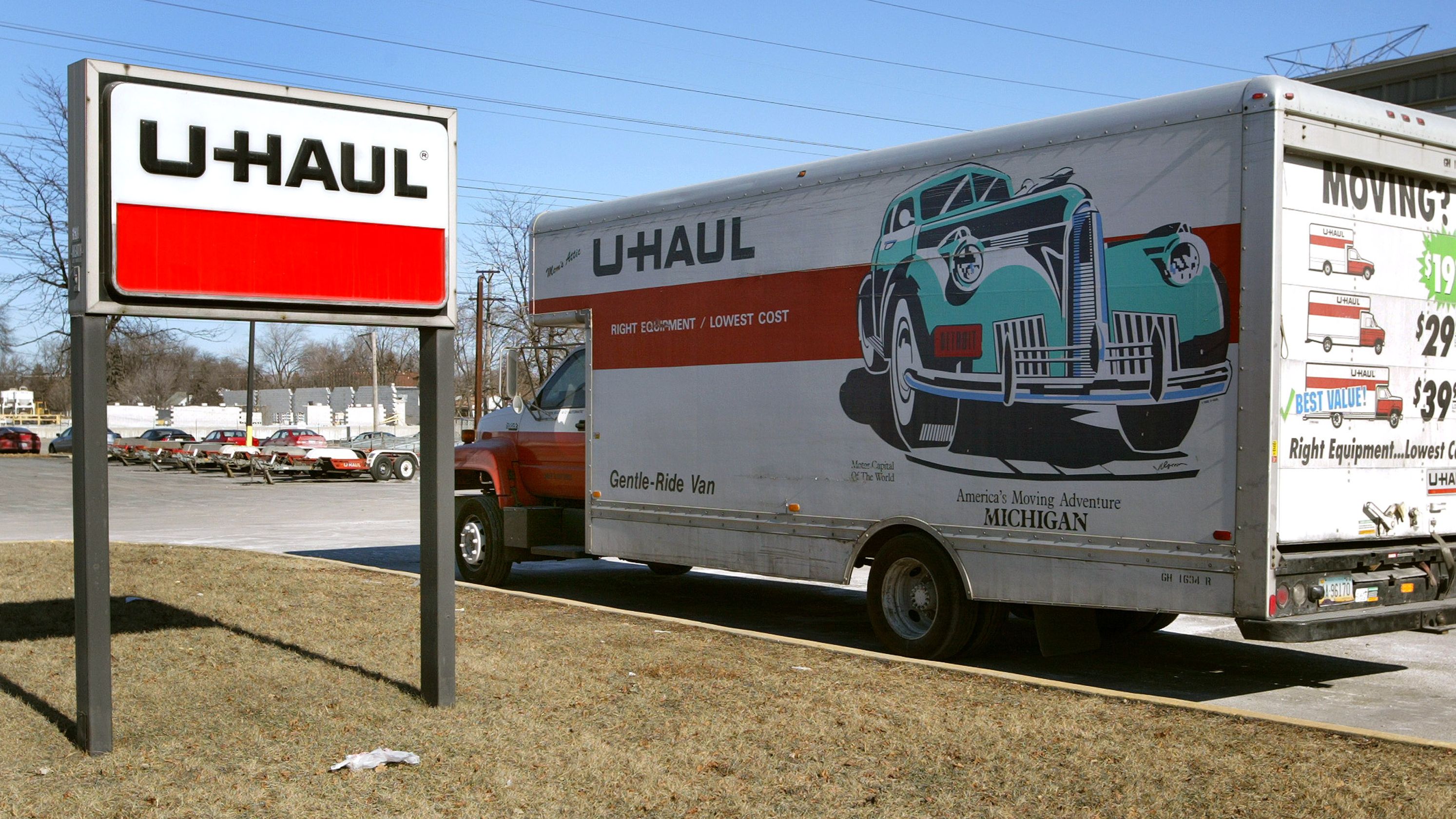Camp Bow Wow Cranberry Joins U-Haul Network - Beaver County Radio