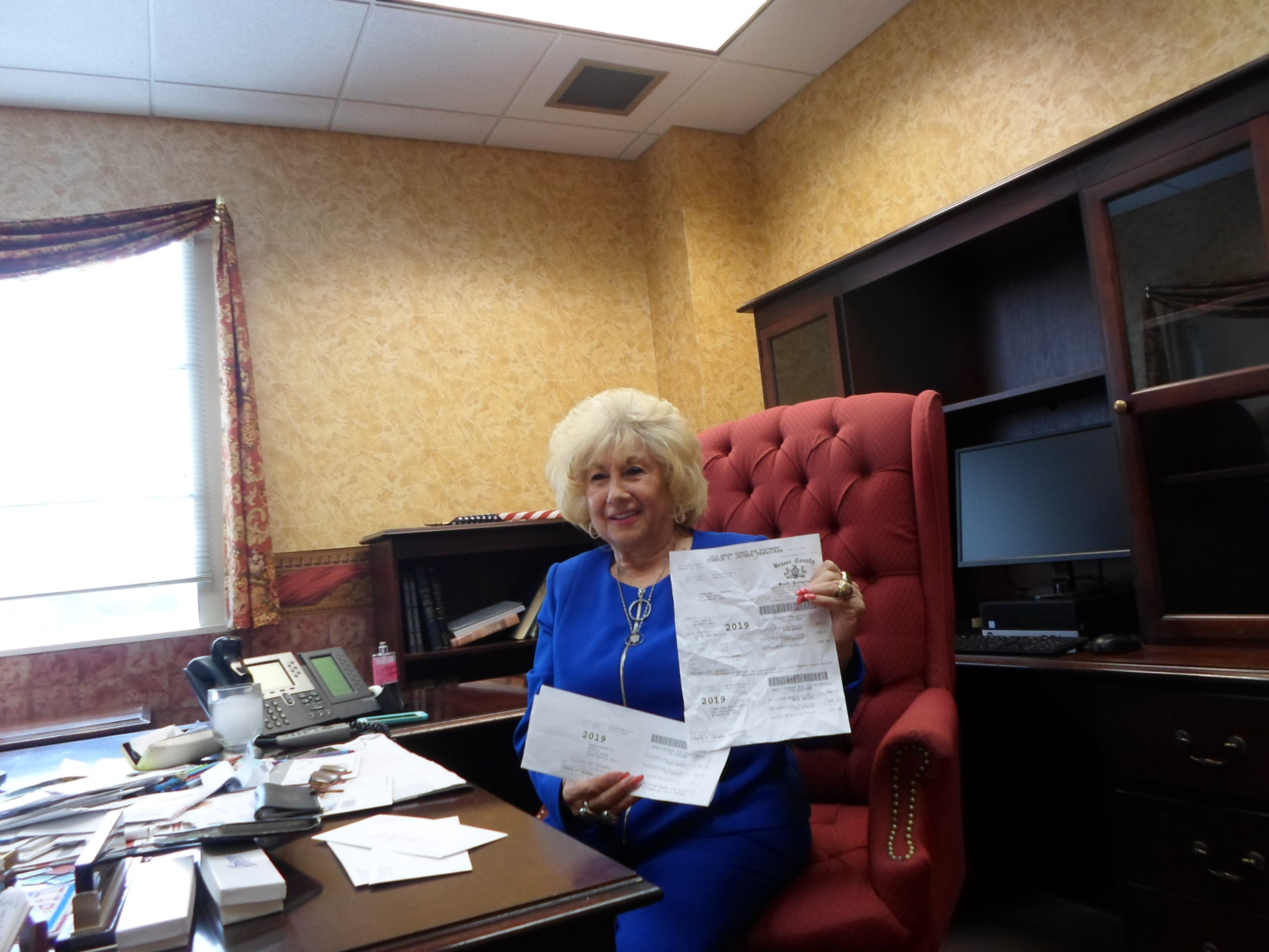 Connie Javens Retiring as Beaver County Treasurer - Beaver County Radio