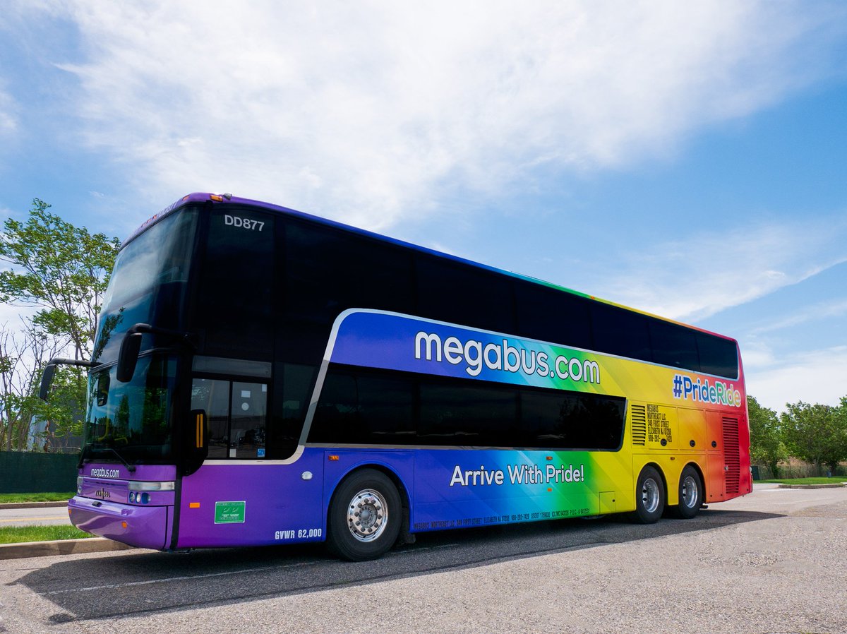 Megabus from Pittsburgh Crashes After Passengers Claim Driver was ...