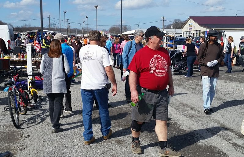 Rogers Flea Market Makes Changes Amidst Pandemic - Beaver County Radio