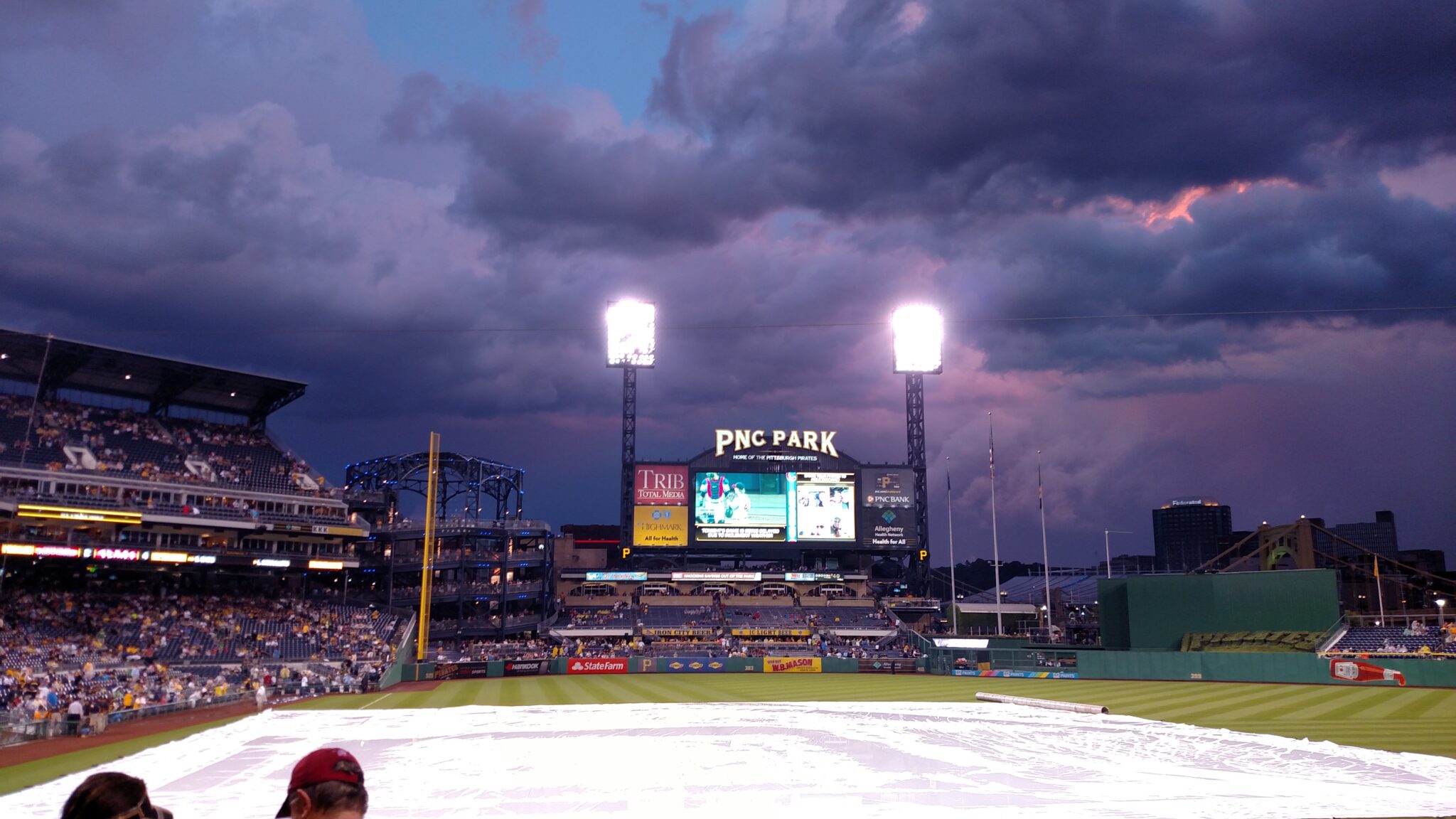 Pittsburgh Pirates employee who was suspended for fighting with a fan ...