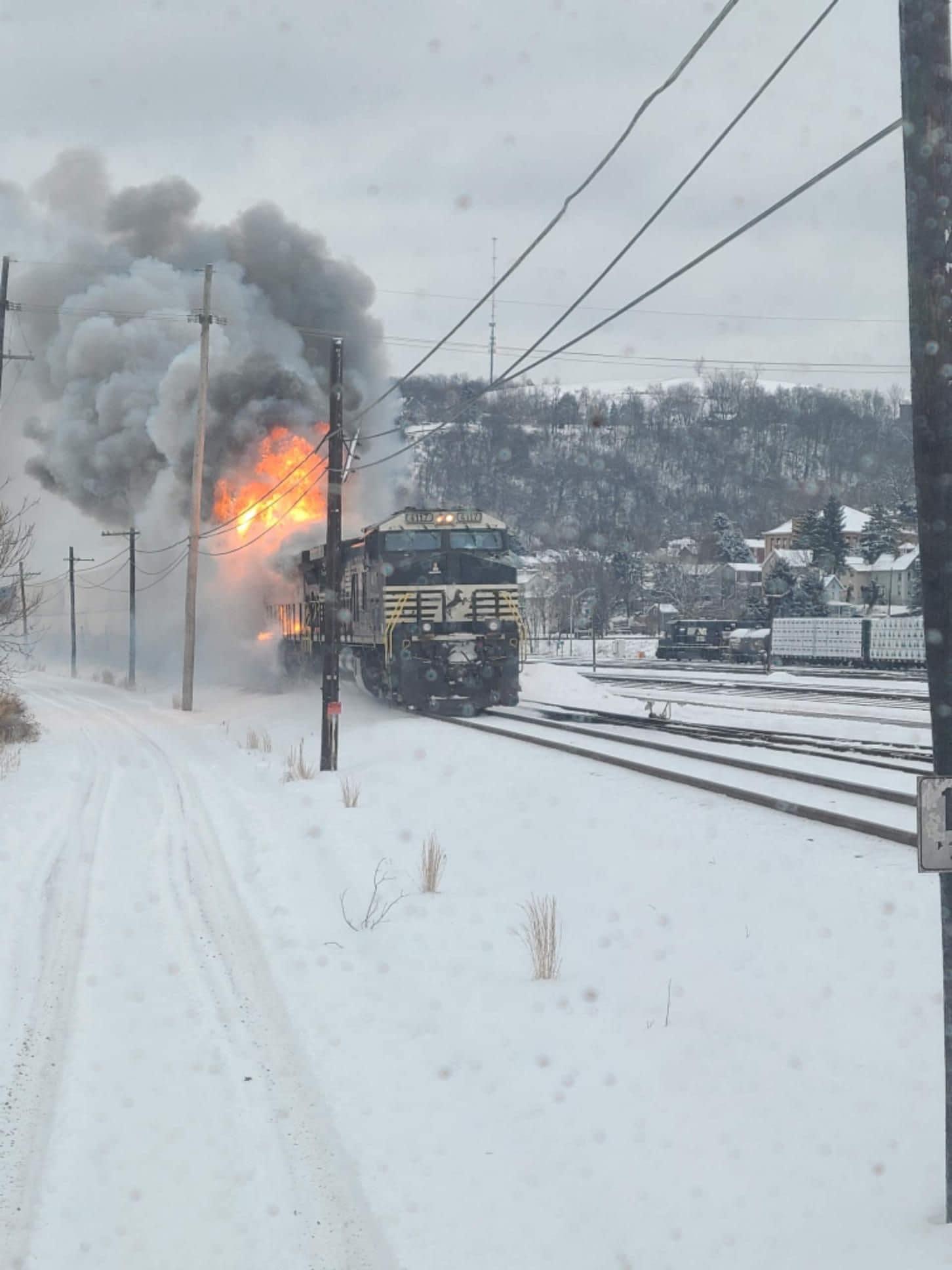 A Norfolk Southern Locomotive Catches Fire while Traveling on the ...