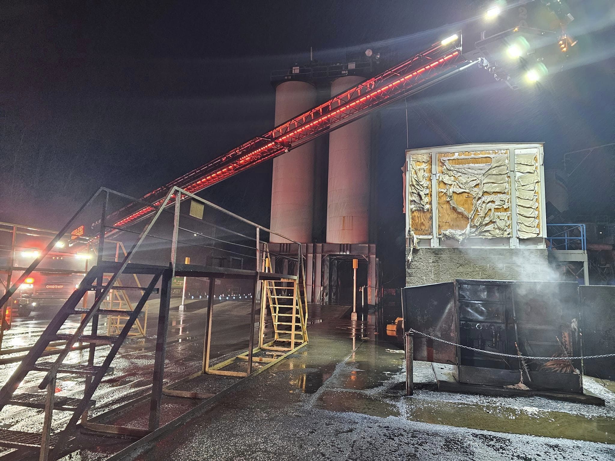 Lindy Paving's office on Neville Island sustains minimal fire damage ...