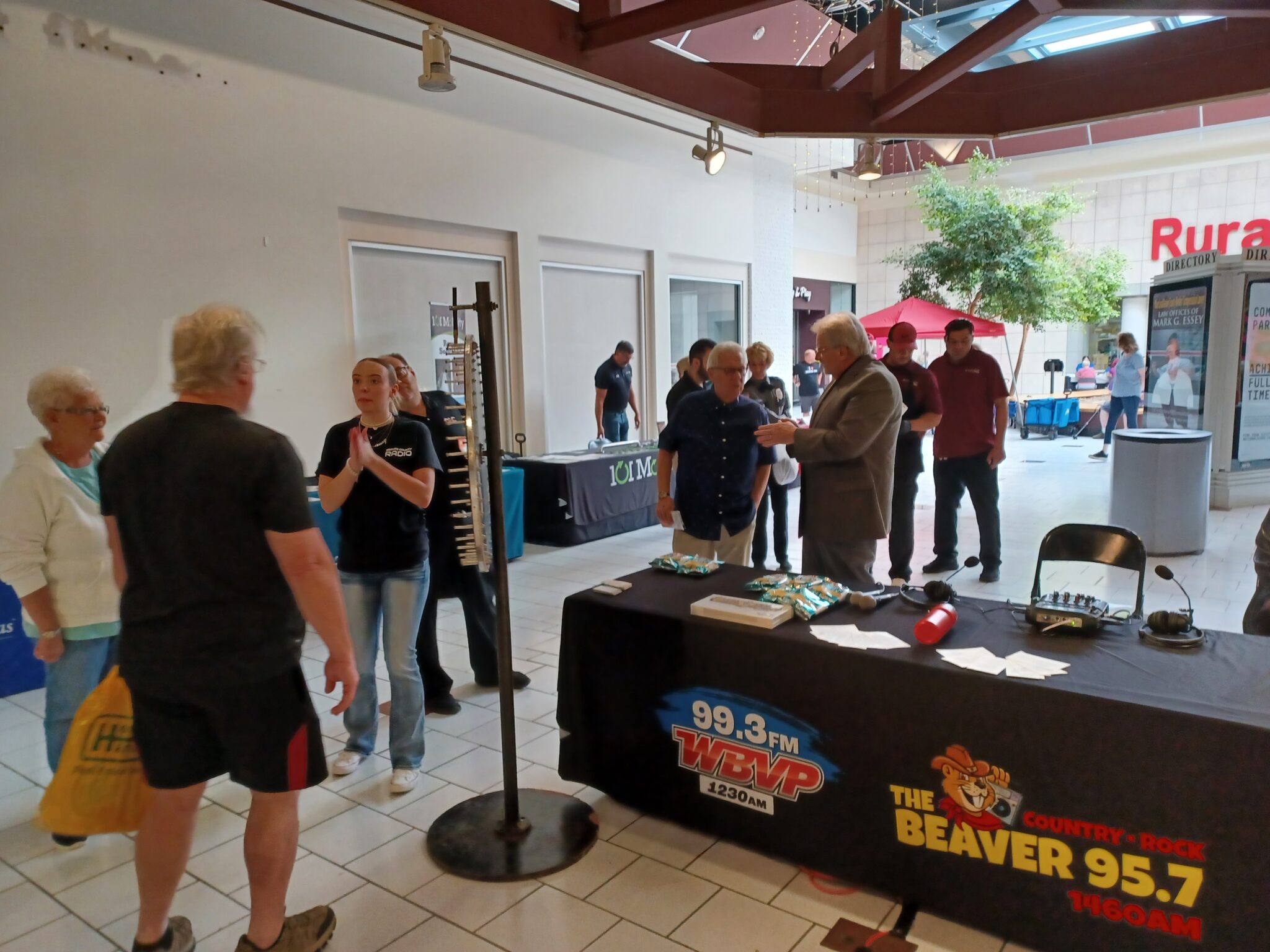 Senior Day at the mall sees big attendance Wednesday afternoon - Beaver ...