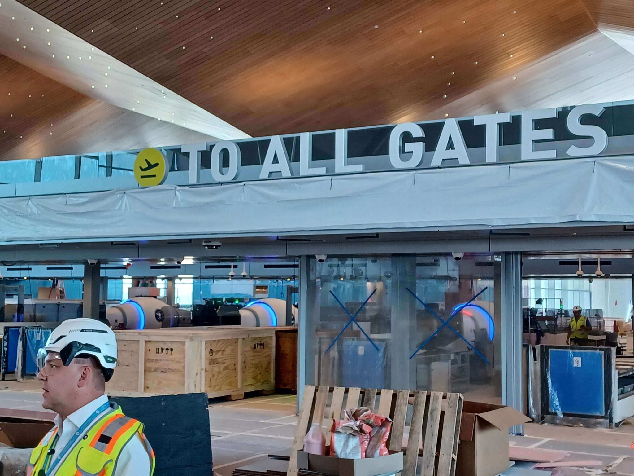An exclusive look at the new Pittsburgh International Airport terminal ...