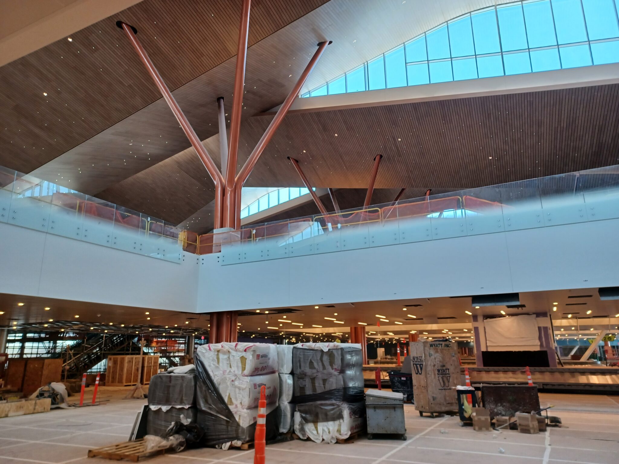 An exclusive look at the new Pittsburgh International Airport terminal ...