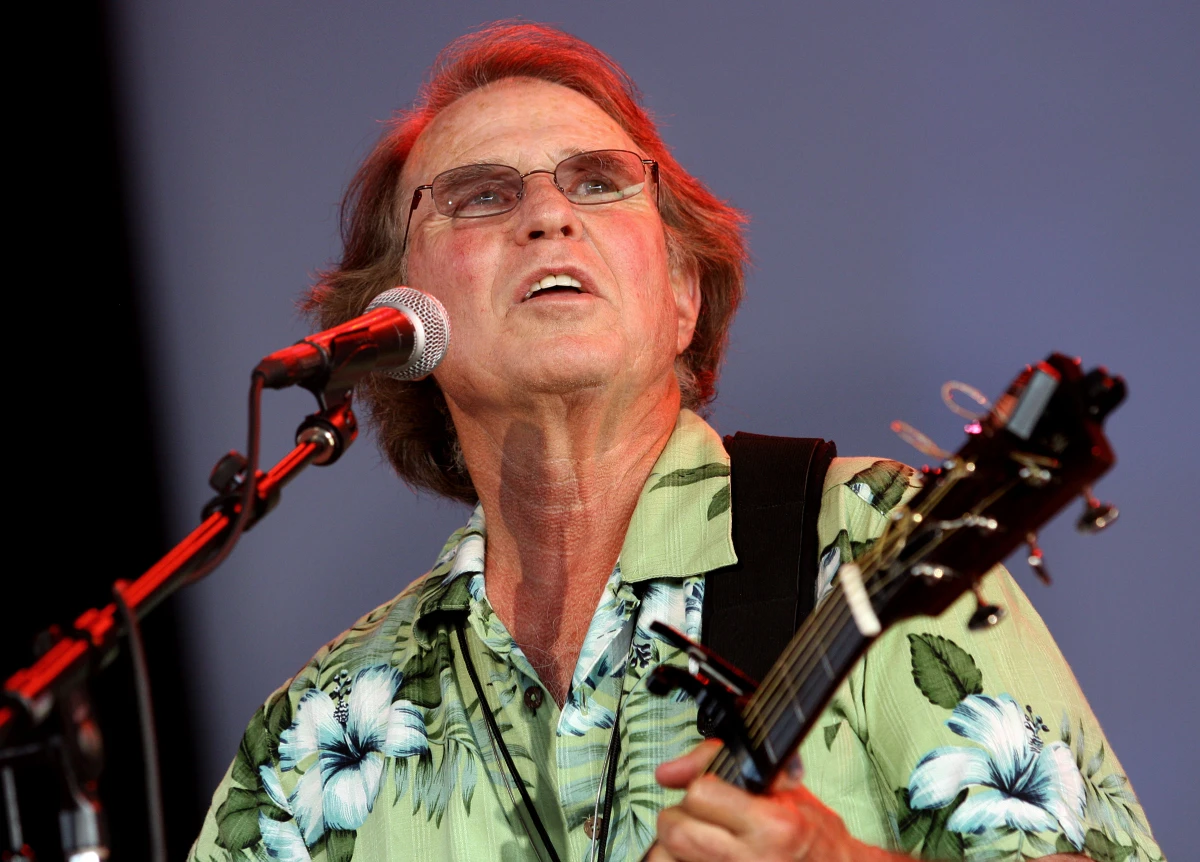 "Country" Joe McDonald, '60s rock star, dies at 84 - Beaver County Radio