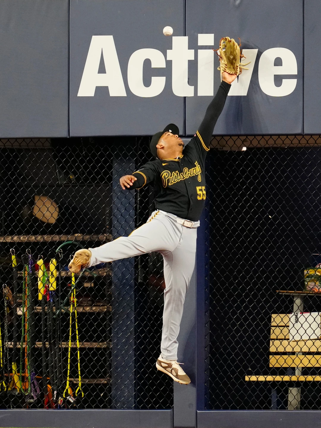 Pirates send promising rookie outfielder Esmerlyn Valdez back to the ...